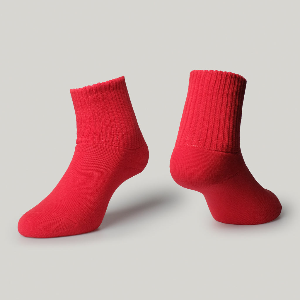 AWAN - RED - M – VOTED Socks